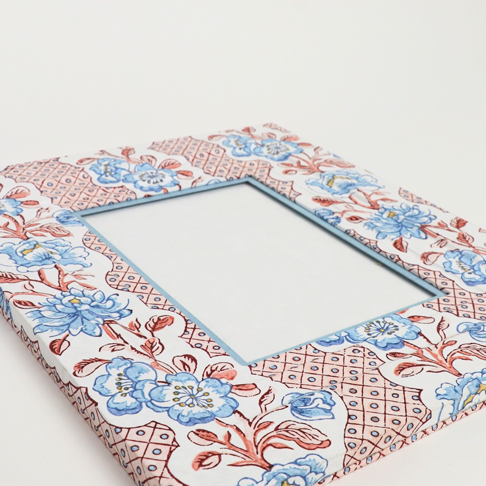 FLORA FRAME – The Fowler's Daughter